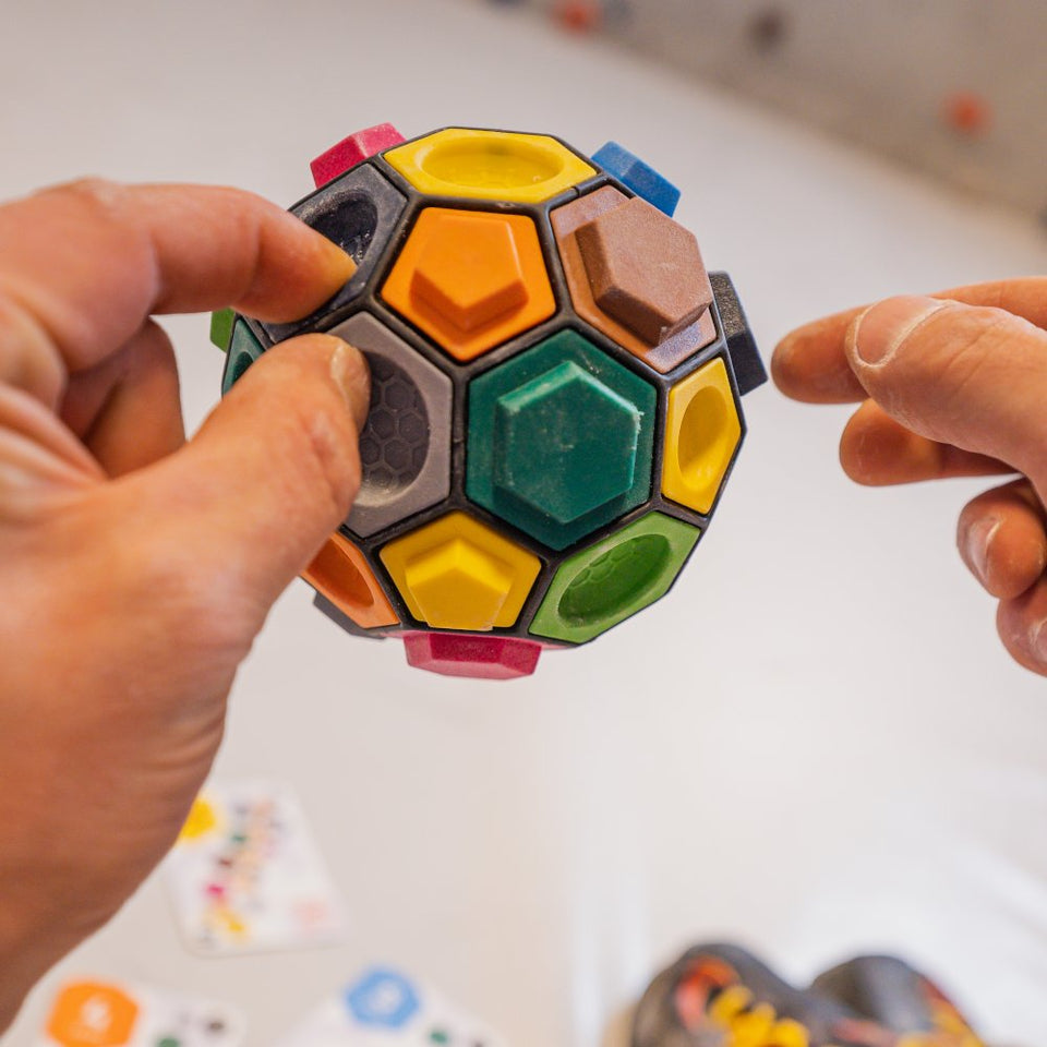 BOULDERBALL - Discover the smallest bouldering hall in the world