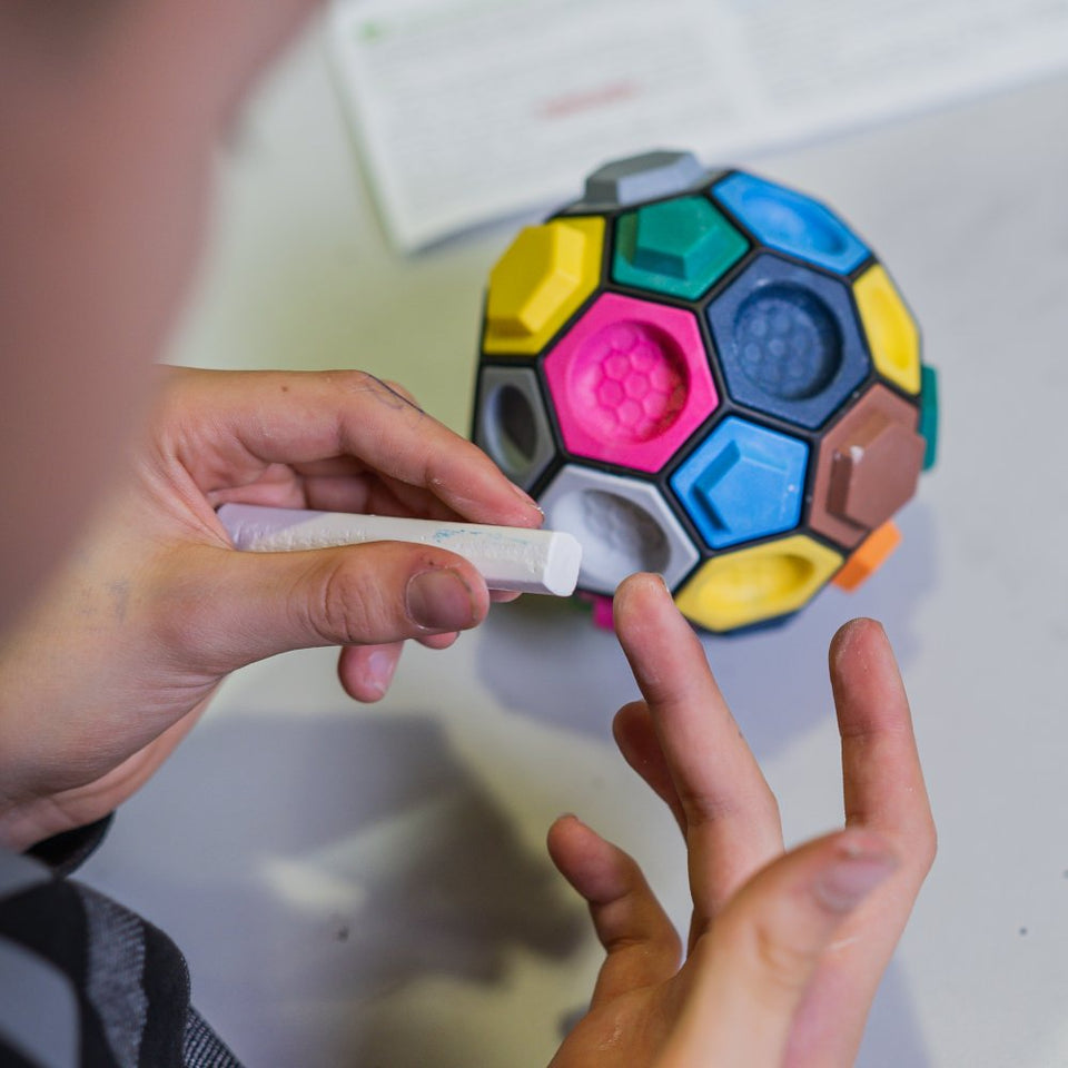 BOULDERBALL - Discover the smallest bouldering hall in the world