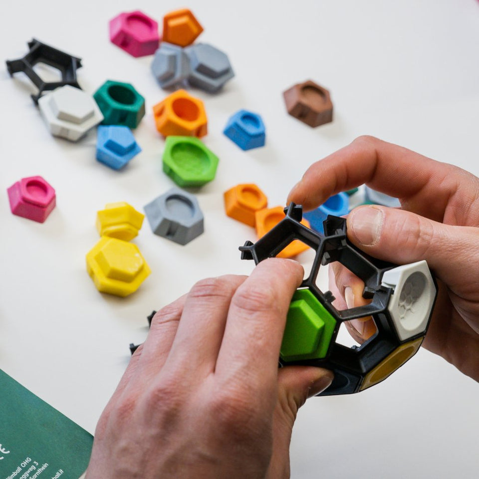 BOULDERBALL - Discover the smallest bouldering hall in the world